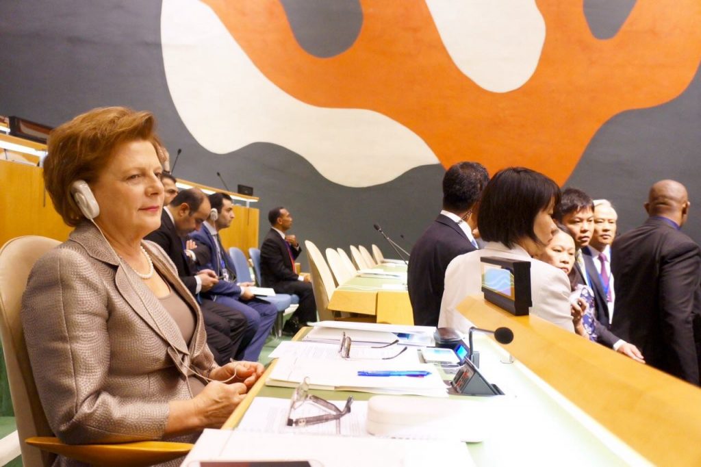 Valentina Leskaj, politikania e bekuar e Shqipërisë! – Tirana Diplomat