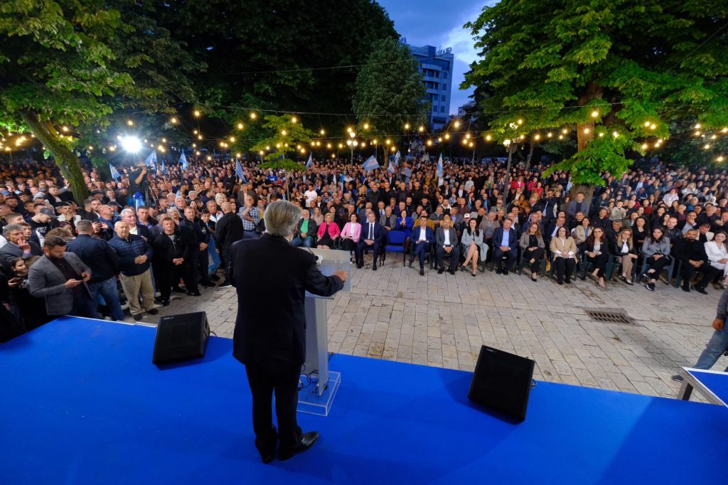 Berisha: Bardh Spahia, kandidati i pluralizmit politik – Tirana Diplomat