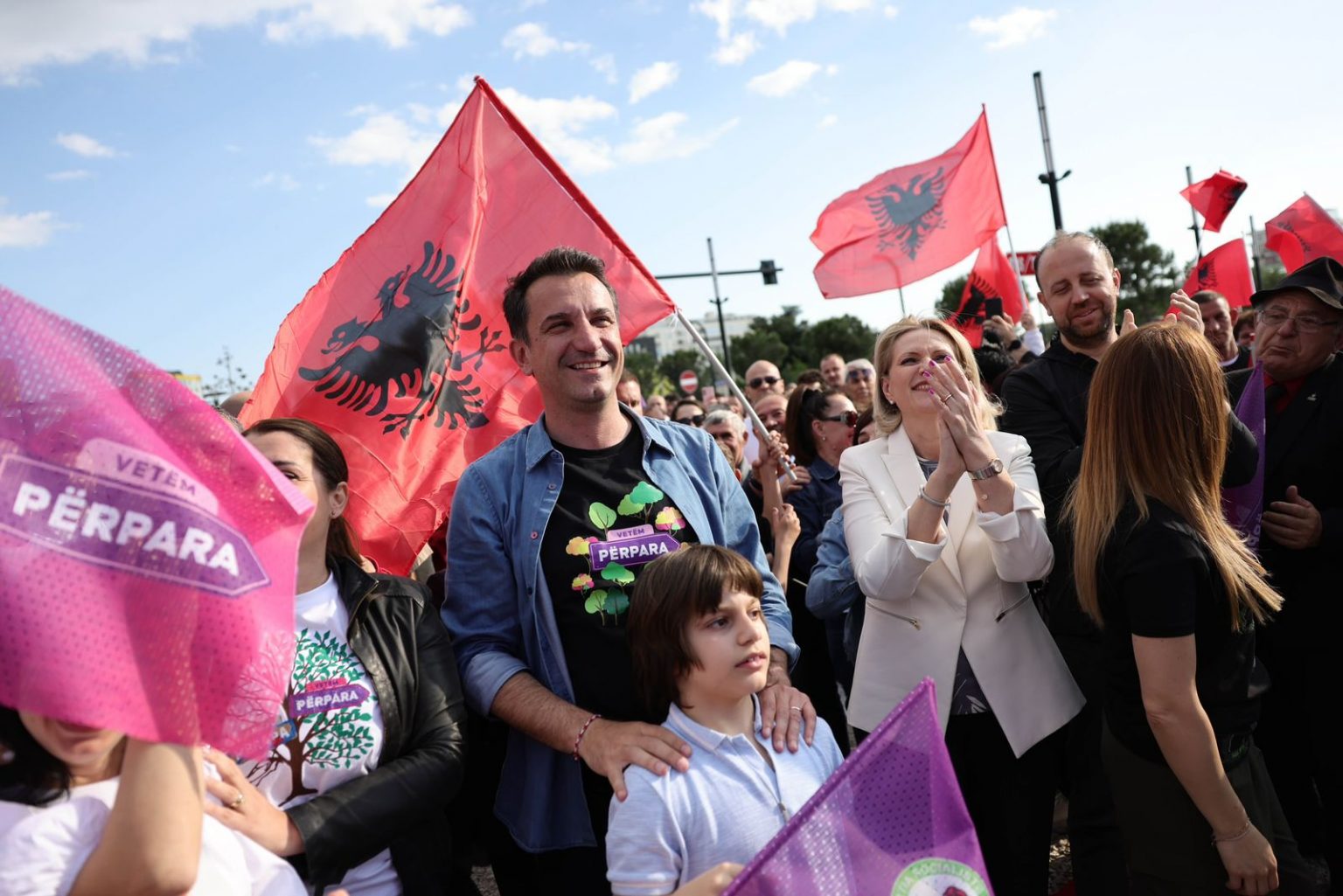 Veliaj: Tirana sot është më e bukur, më e pastër, më e ndriçuar ...