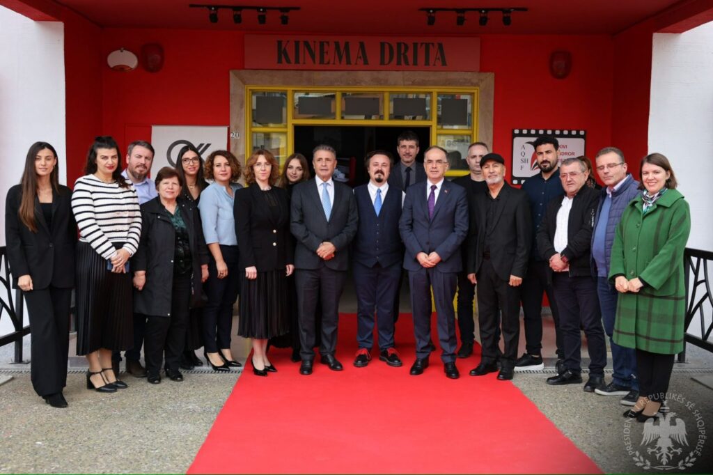 Begaj: Digjitalizimi i filmave kombëtarë, trashëgimi për brezat e rinj ...
